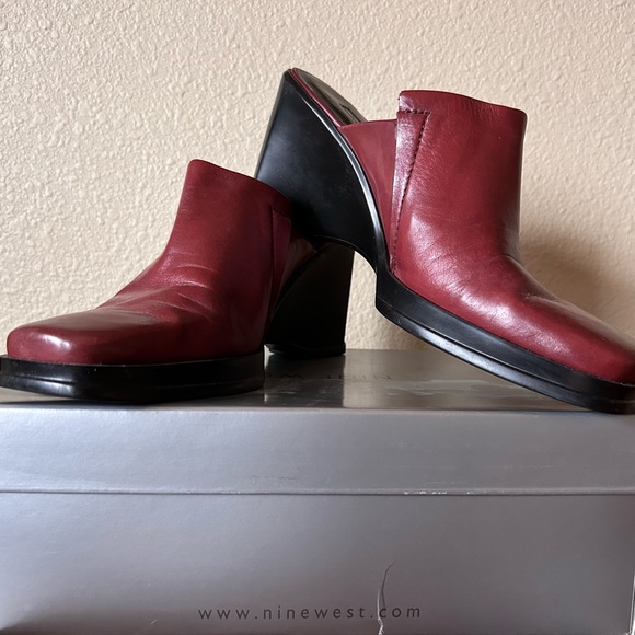 Nine West | Shoes | Nine West Brown Cognac Mules Size 8 | Poshmark